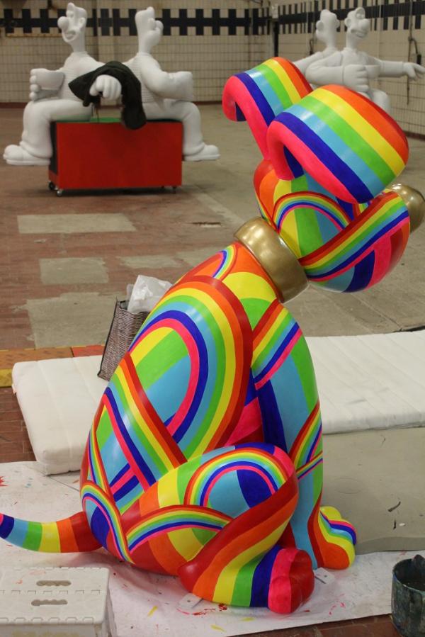 Toto painting process at The Bottle Yard - The Bottle Yard Studios